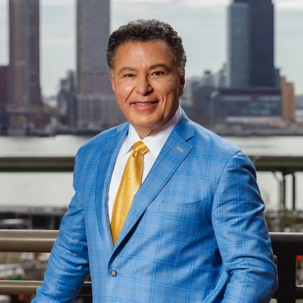 Dr. Alex Gitelman, MD, Orthopedic Spine Surgery | Purchase, NY | WebMD