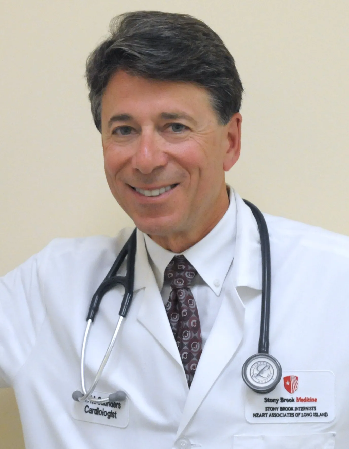 Dr. Mitchell Saunders, MD, Cardiologist | Stony Brook, NY | WebMD