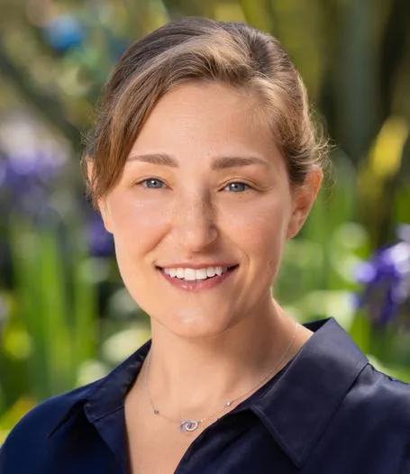 Dr. Vahe Akopian, MD, Neurology | Glendale, CA | WebMD