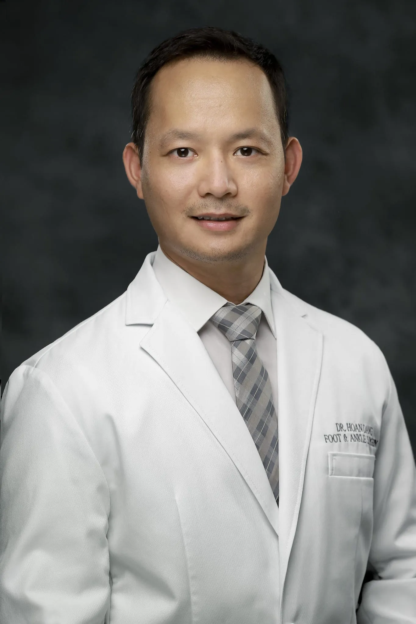 Dr. Dr. Hoan Dang, DPM, Podiatry | Gaithersburg, MD | WebMD