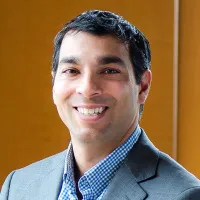 Dr. Kenneth Camacho, MD, Gastroenterology | Peoria, IL | WebMD