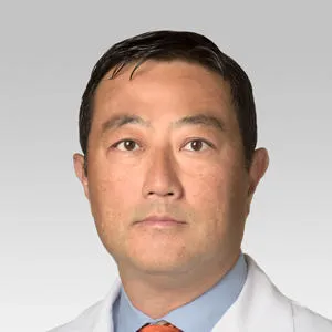 Dr. Michael Roh, MD, Orthopedic Surgery | Rockford, IL | WebMD