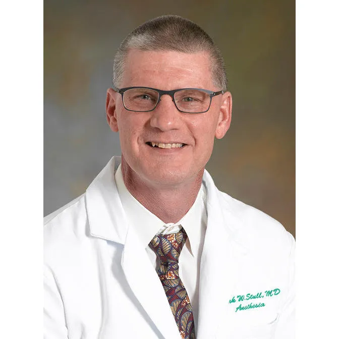 Dr. Carl Becker, MD, Sports Medicine | Lancaster, PA | WebMD