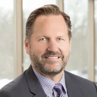 Summit Orthopedics: Vadnais Heights Clinic in Vadnais Heights, MN