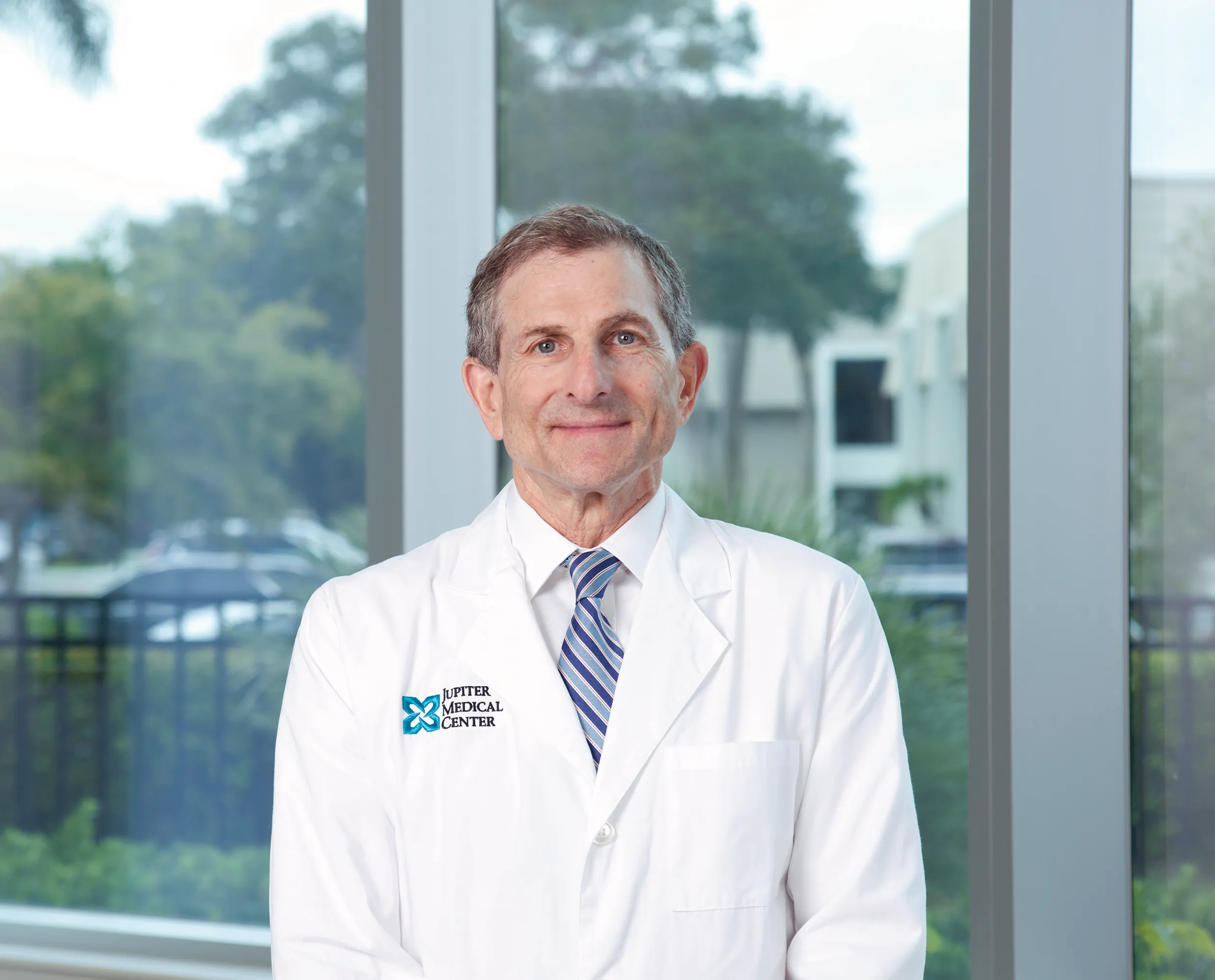 Dr. Jon Du Bois, MD, Oncology | Jupiter, FL | WebMD