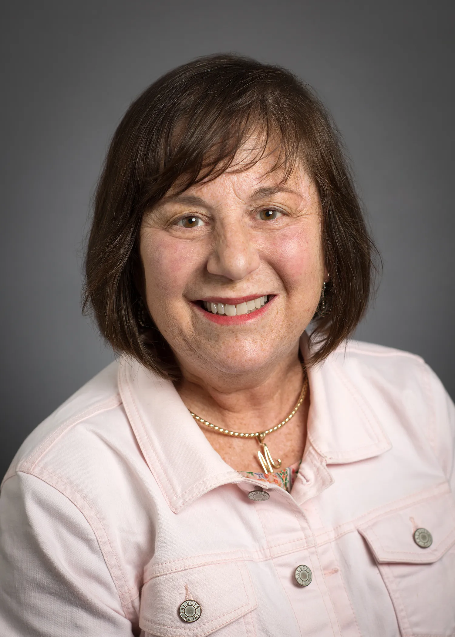 Dr. Mary Saunders, MD, Internal Medicine | Springfield, IL | WebMD