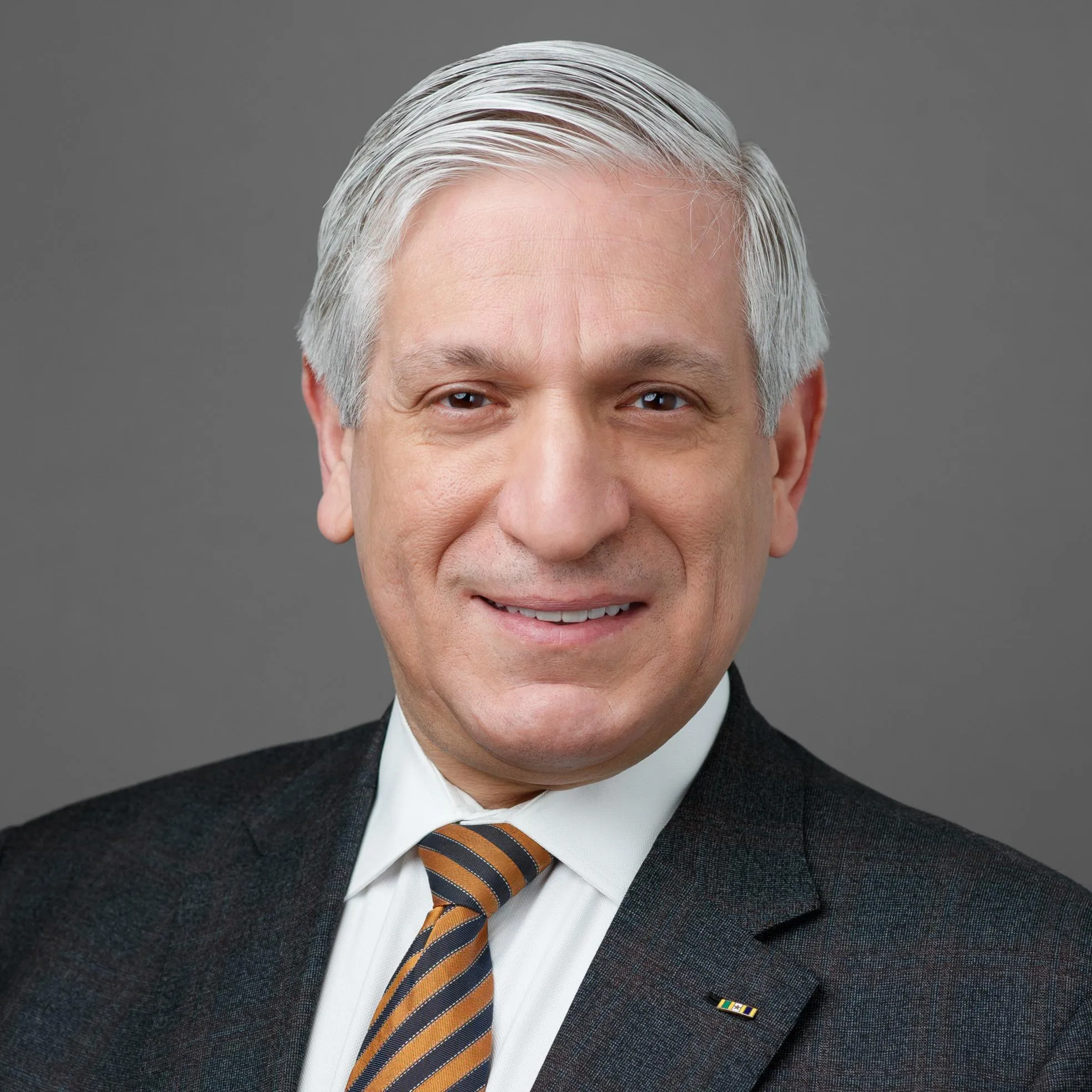 Dr. Marcel Bas, MD, Orthopedic Surgery | Babylon, NY | WebMD