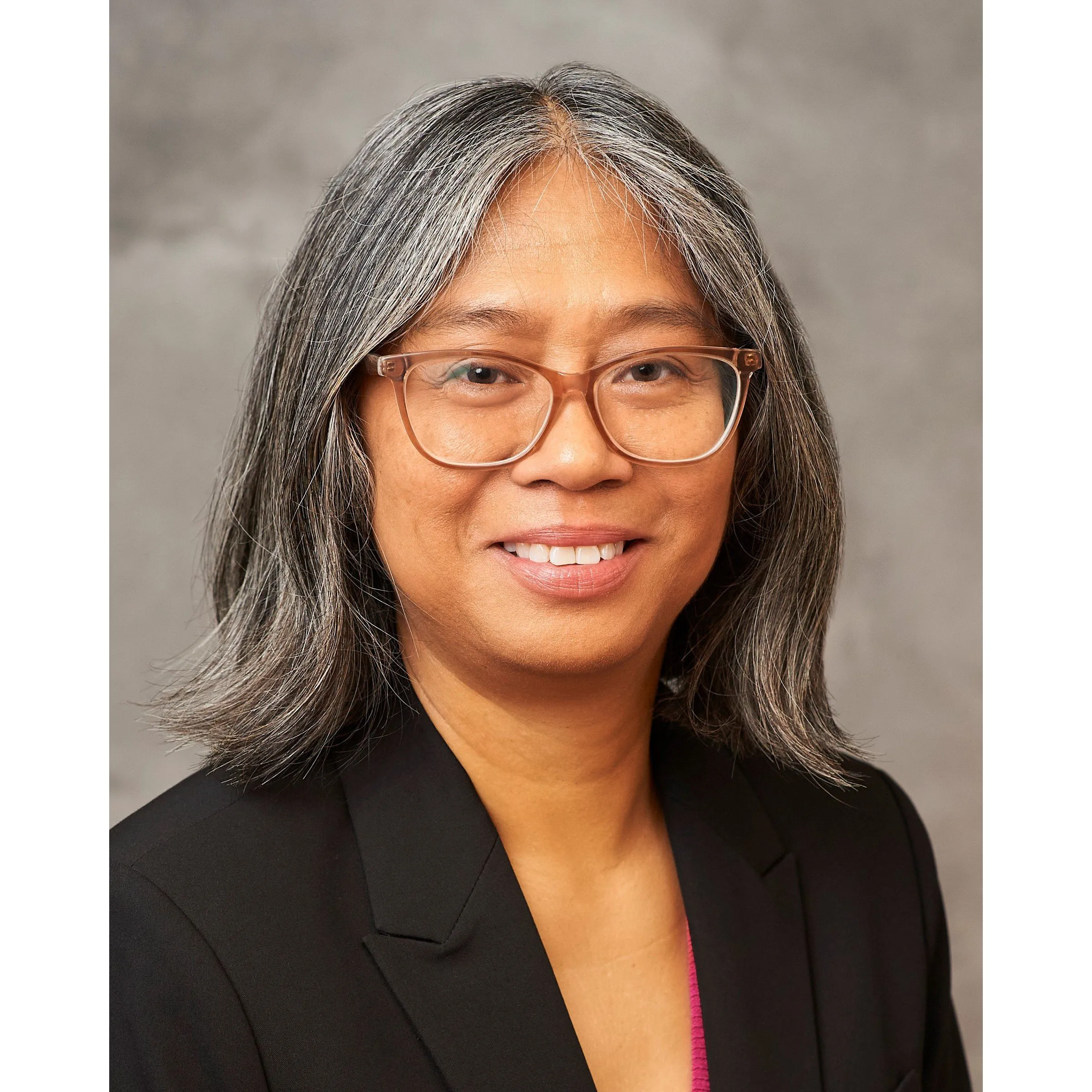 Dr. Arlene Cadelina, MD, Internal Medicine | Seattle, WA | WebMD