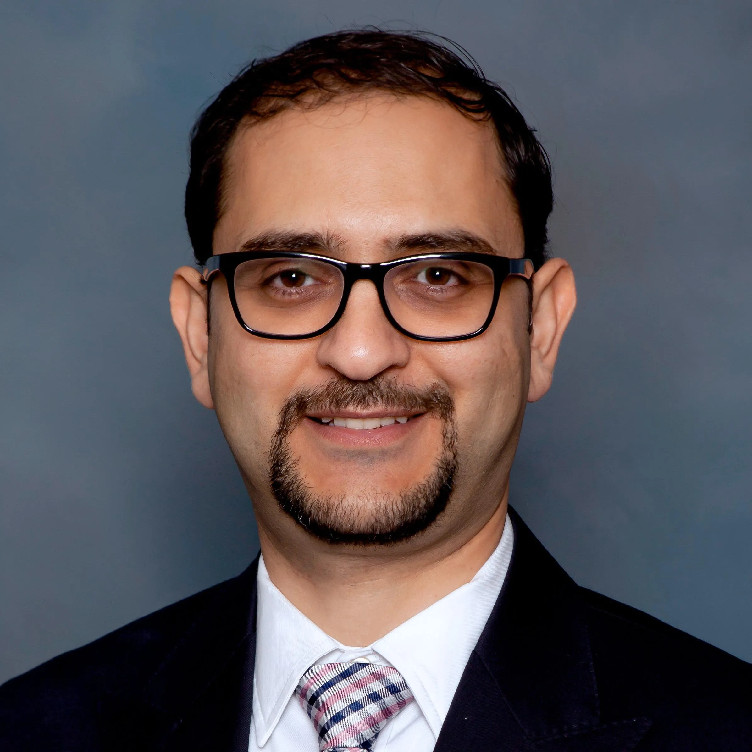 Dr. Douglas Tran, MD, Internal Medicine | Naperville, IL | WebMD