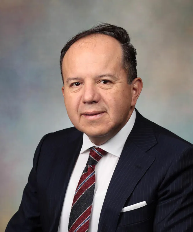 Dr. Januario E. Castro, MD | Phoenix, AZ | Oncologist