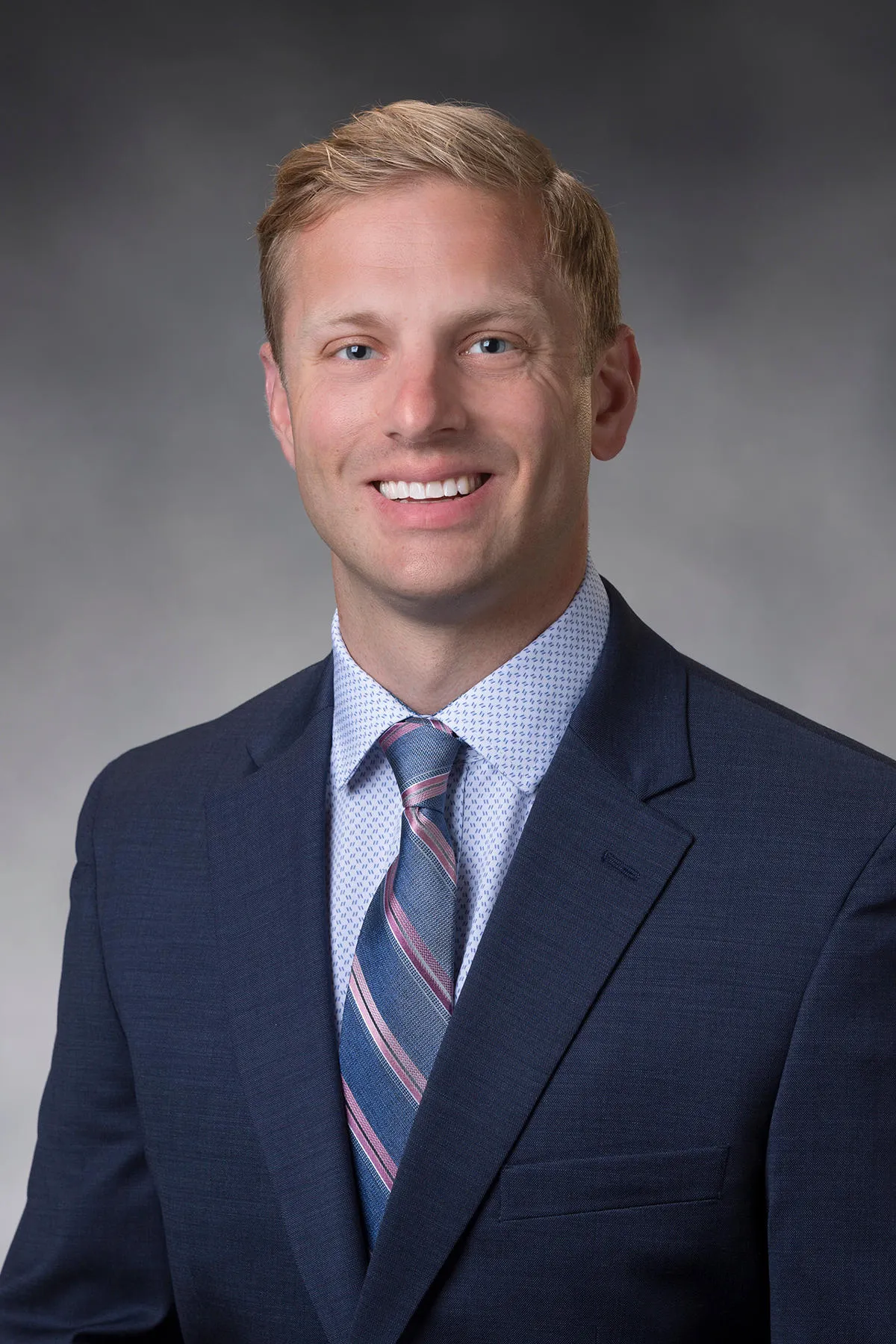 Dr. Dustin Lucarelli, MD | Duluth, MN | General Surgeon