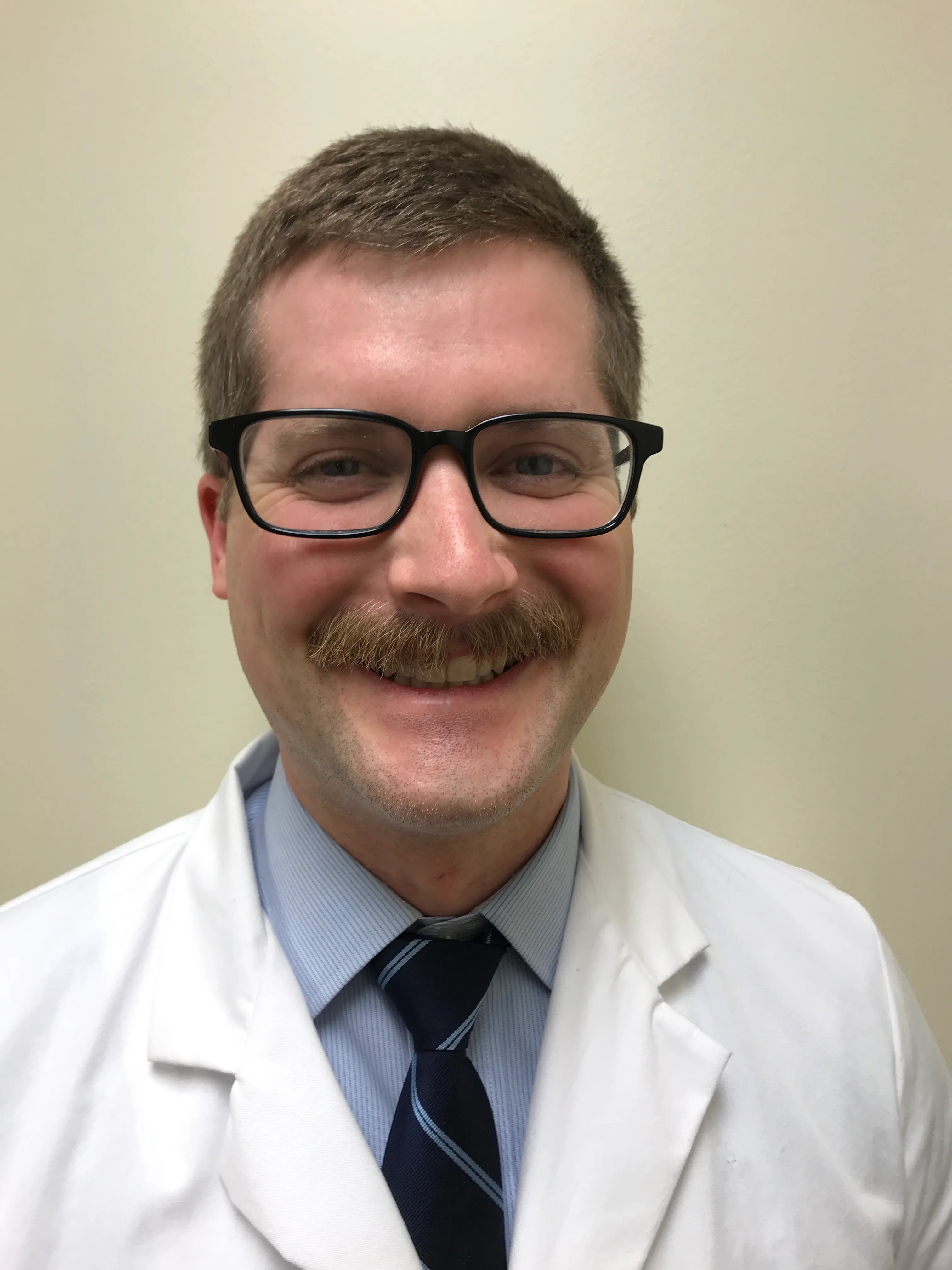 Dr. Steve Nguyen, MD, Orthopedic Surgery | Orlando, FL | WebMD