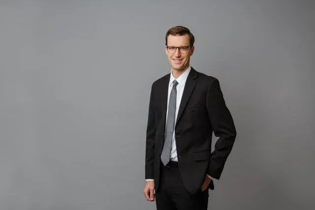 Dr. Kevin Rutz, MD, Orthopedic Spine Surgery | Saint Louis, MO | WebMD