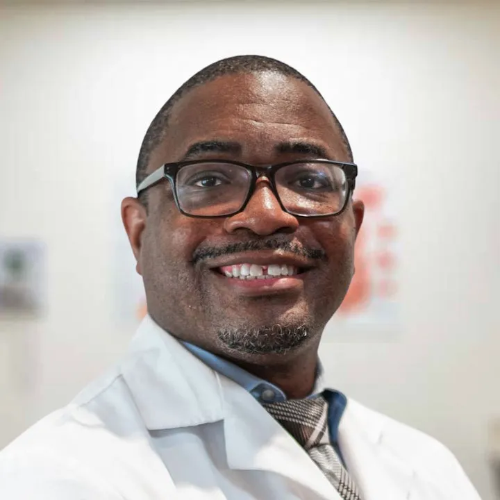 Dr. Rodrigue Tinfang, MD, Family Medicine | Chicago, IL | WebMD