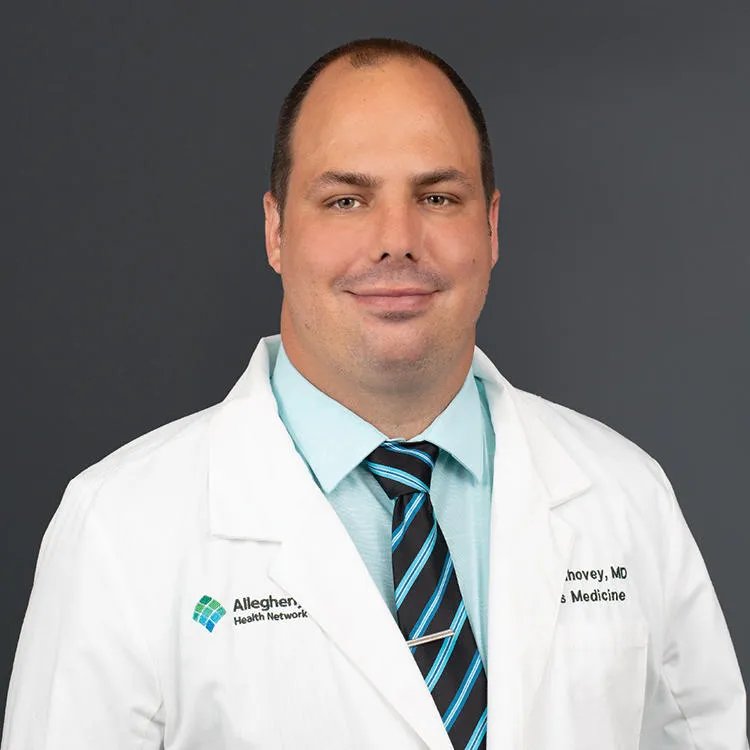 Dr. Justin Luhovey, MD, Internal Medicine | Pittsburgh, PA | WebMD