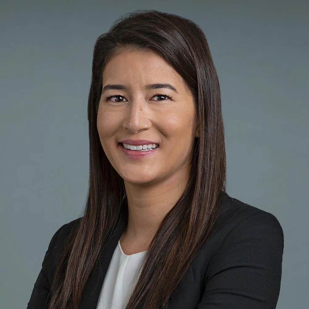 Dr. Jadie E. De Tolla, MD | Brooklyn, NY | Hand Surgeon