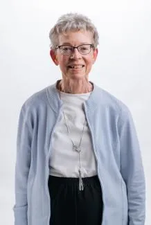 Dr. Lourdes Aponte, MD, Internal Medicine | Lewes, DE | WebMD