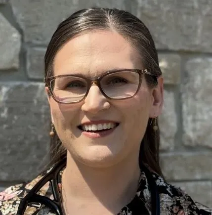 Dr. Danielle Cadle, DO, Family Medicine | Greenwood, IN | WebMD