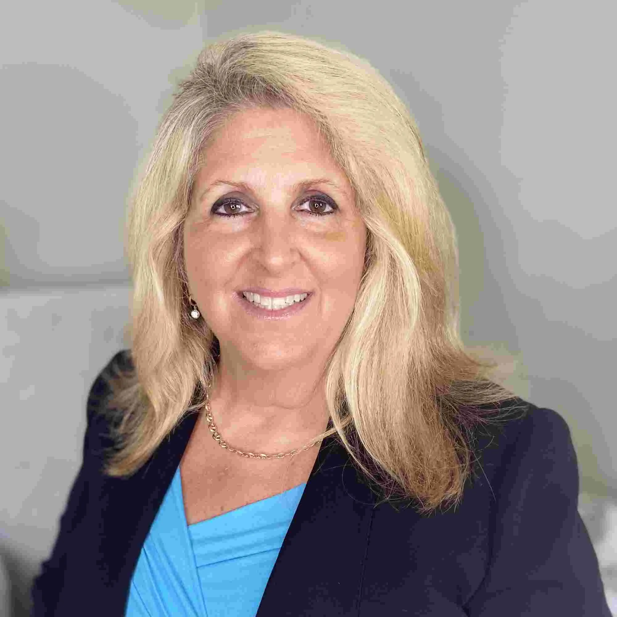 Dr. Kimberly Wallace, MD, Family Medicine | Gambrills, MD | WebMD