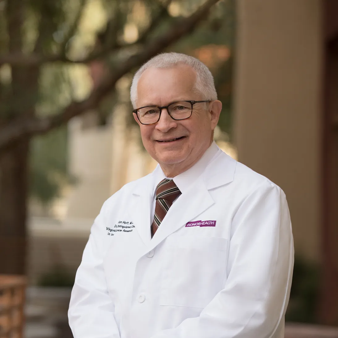 Dr. Dennis Scribner Jr, MD, FACOG, FACS, CPE, Oncology | Phoenix, AZ | WebMD