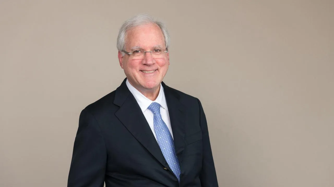 Dr. Charles Levin, MD, Vascular Surgery | Dallas, TX | WebMD