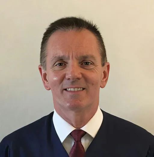 Dr. Sara Ashurst, MD, Neurology | Phoenix, AZ | WebMD