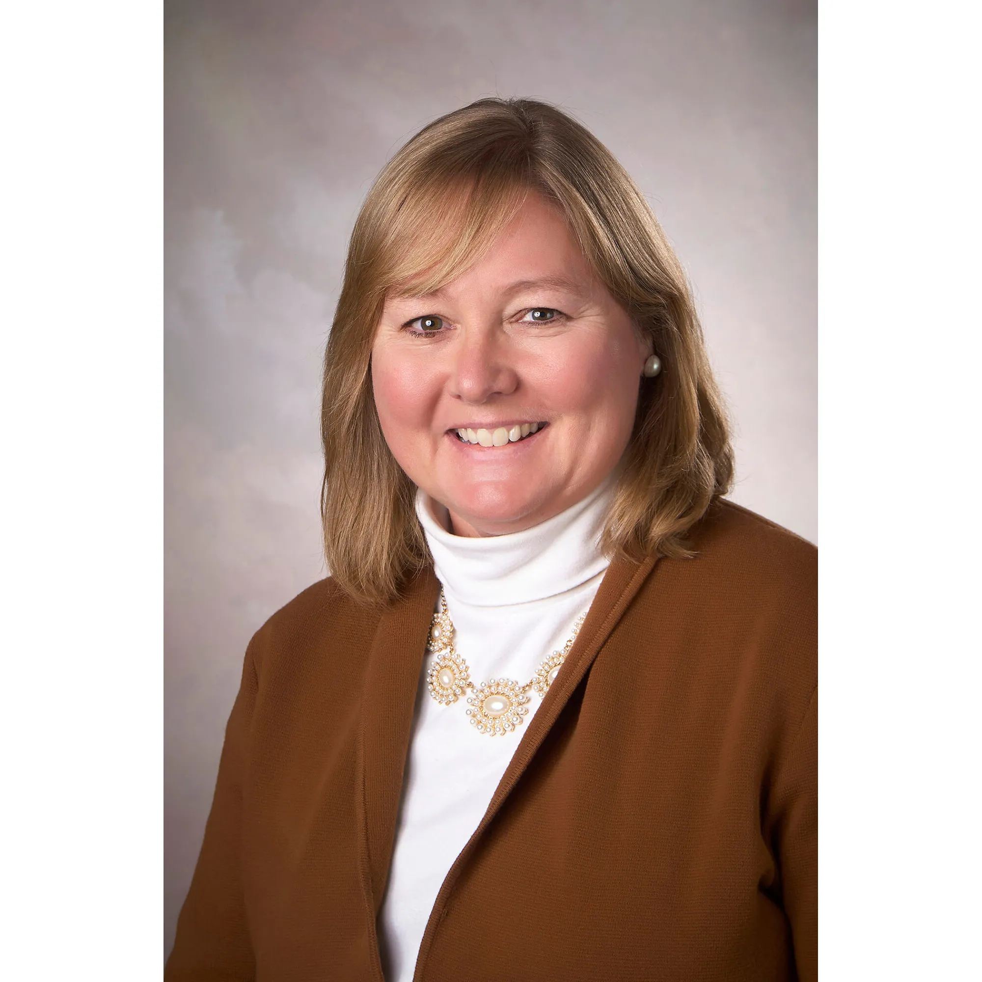 Dr. Robyn Messing, DO, Dermatology | GRAND LEDGE, MI | WebMD