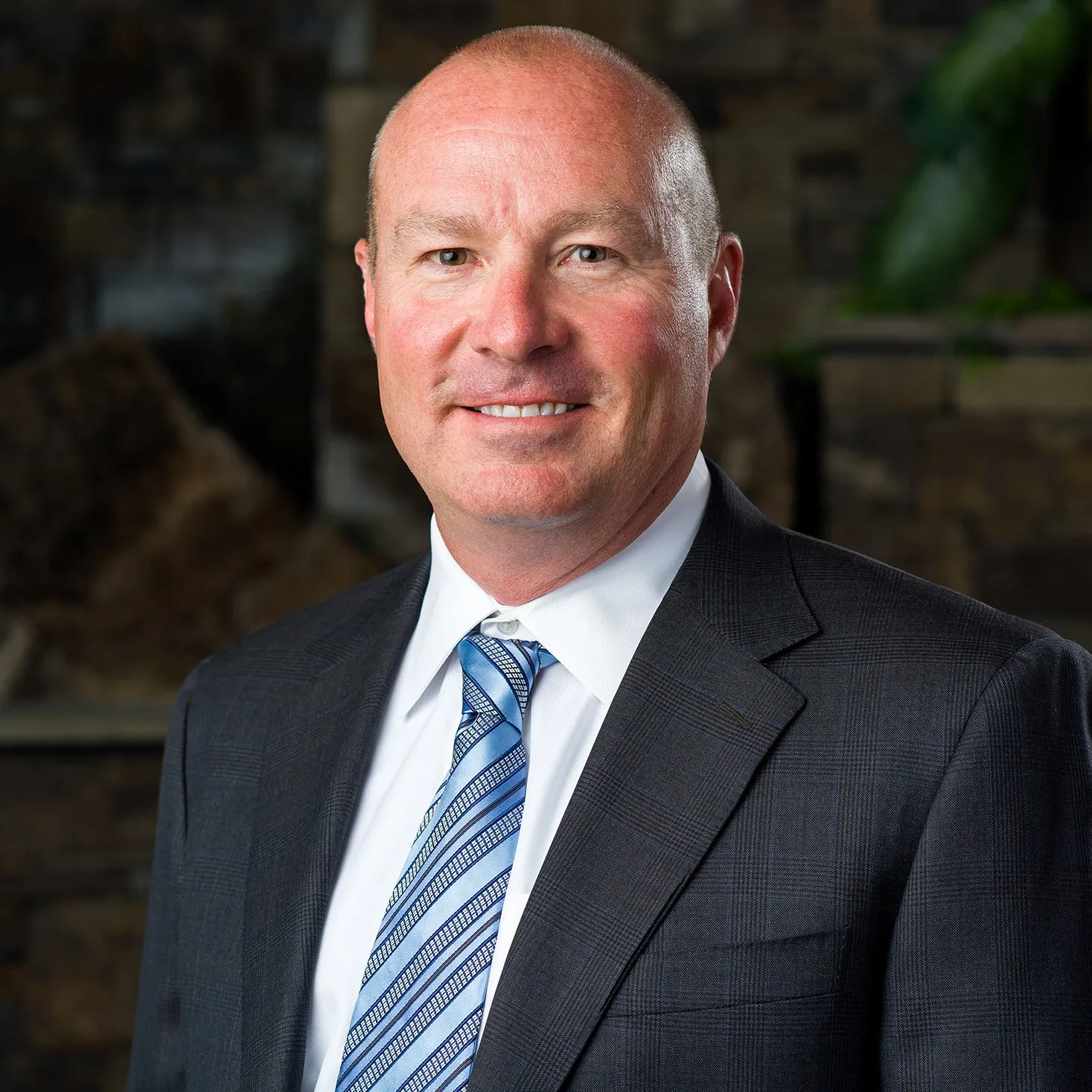 Best Vascular Surgeons Near Me in Wilsonville, OR | WebMD