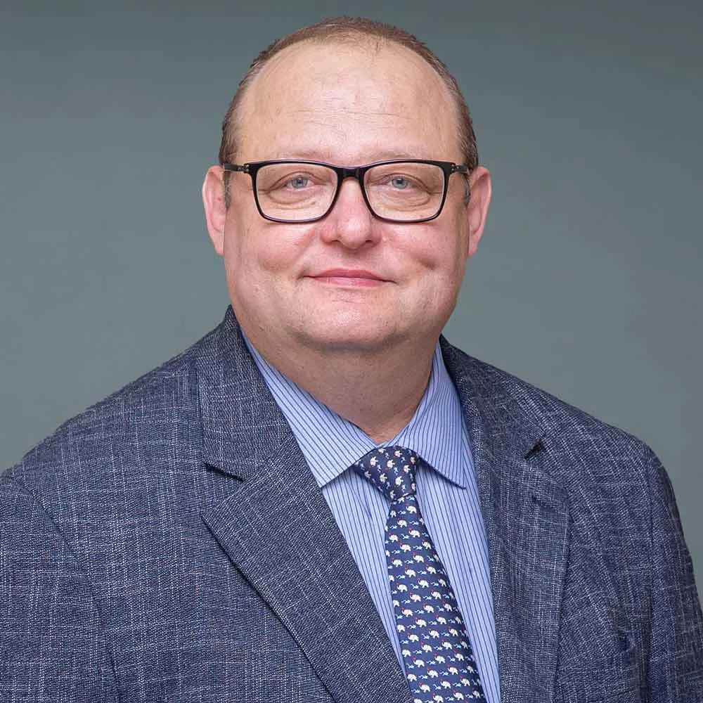 Dr. Kenneth Mcculloch-Otero, MD, Orthopedic Surgery | Garden City, NY ...