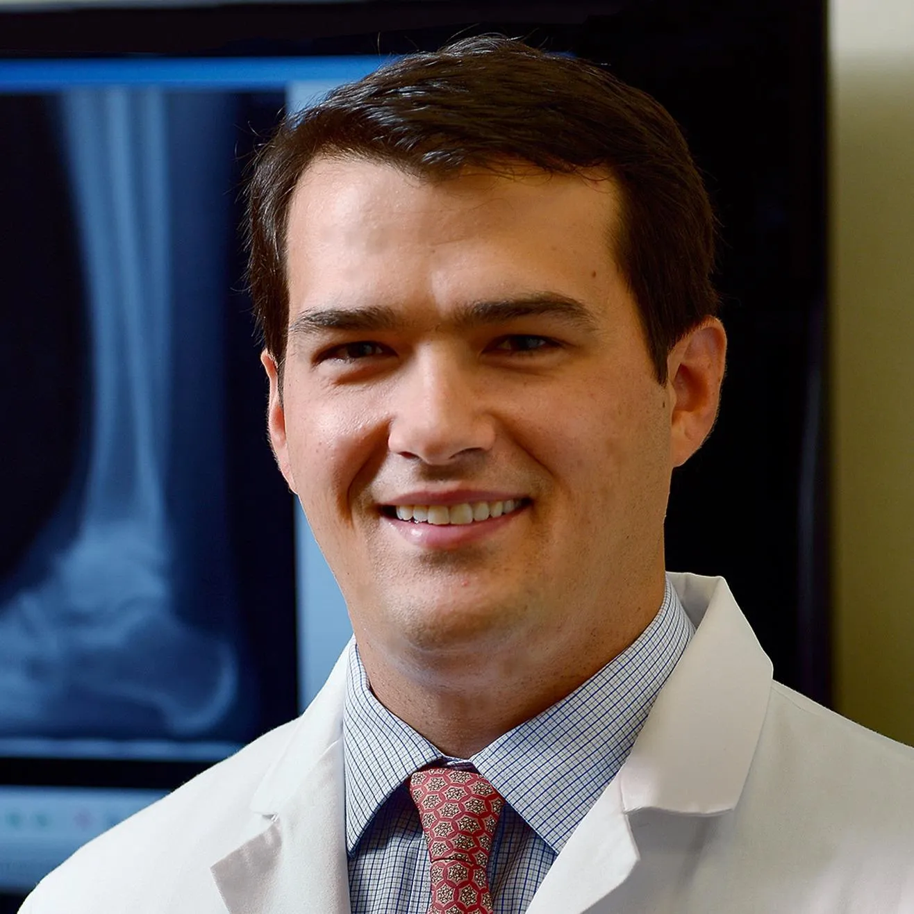 Dr. Adam Bitterman, DO, Orthopedic Surgery | Huntington, NY | WebMD