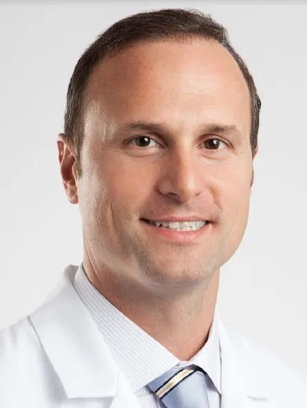 Dr. Michael J. Hernandez, MD | Miami, FL | Pulmonology