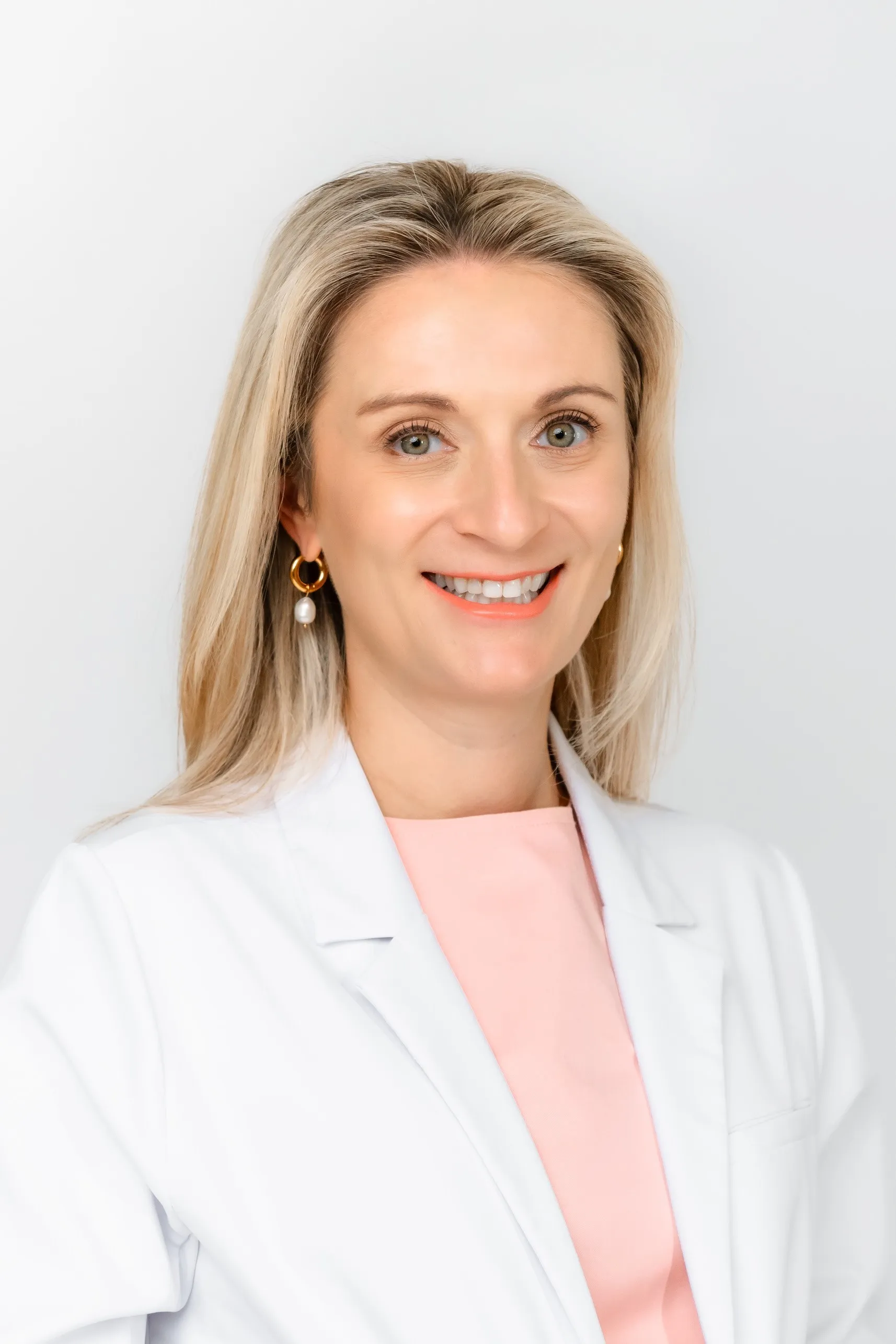 Dr. Laura Tasan, MD, Rheumatology | Pascagoula, MS | WebMD