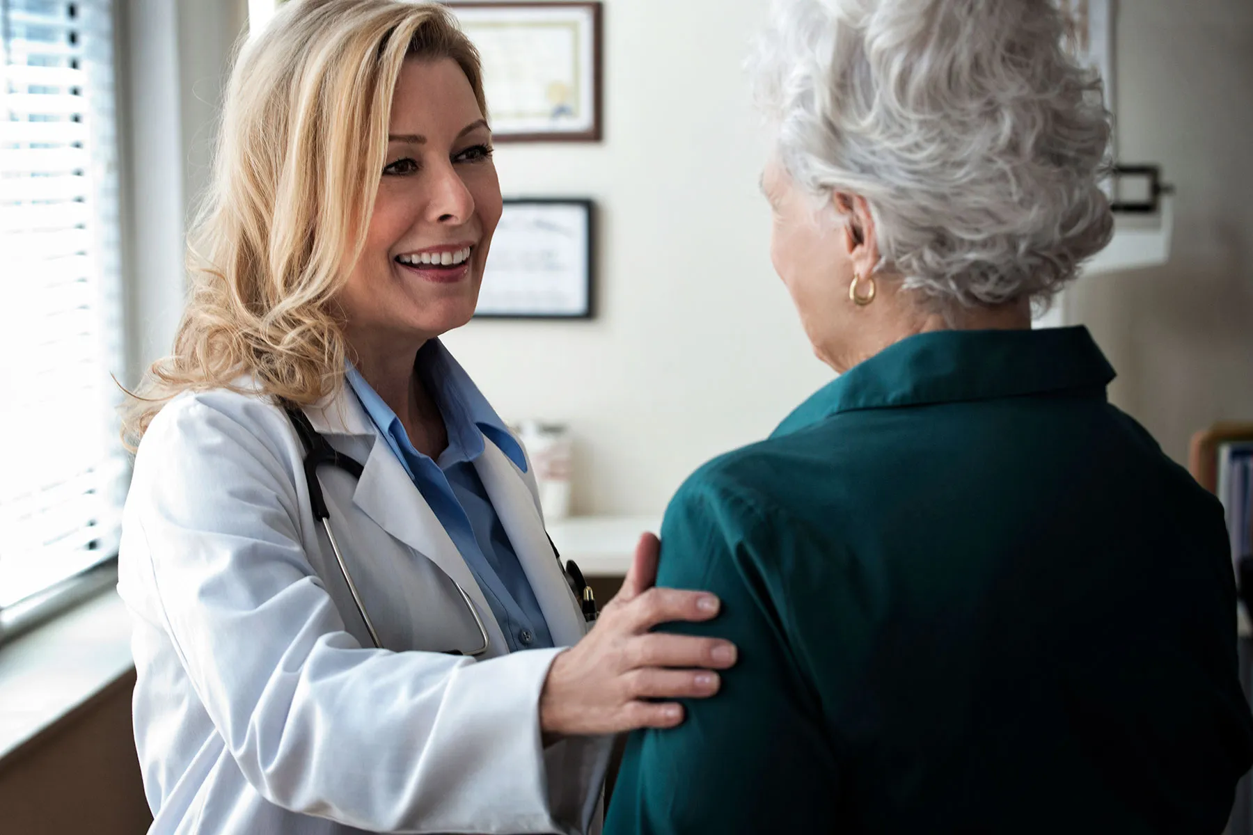 What Is a Geriatric Doctor? What They Do, When to See One, and What to ...