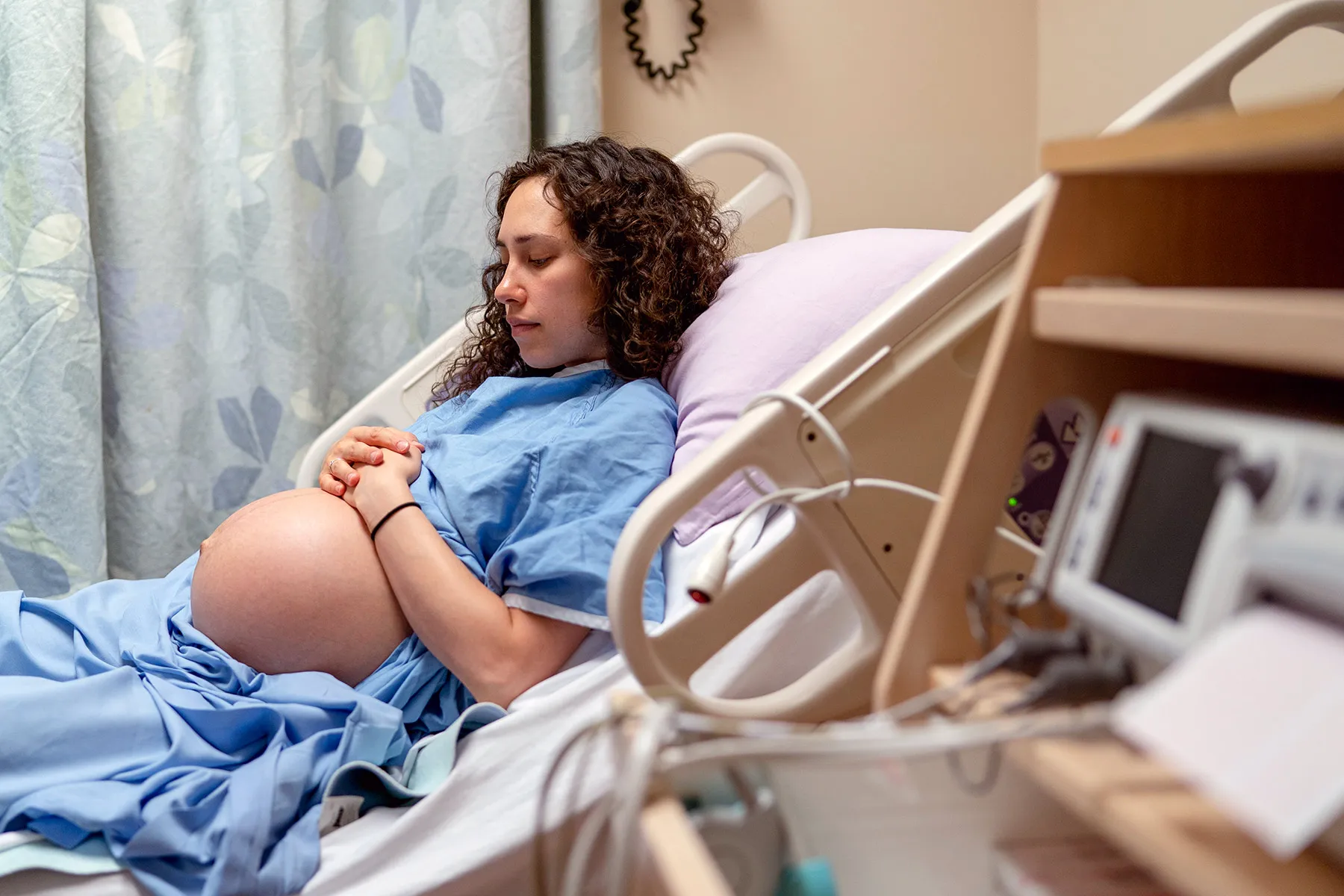 Foley Bulb Labor Induction: Procedure, Benefits, and Risks