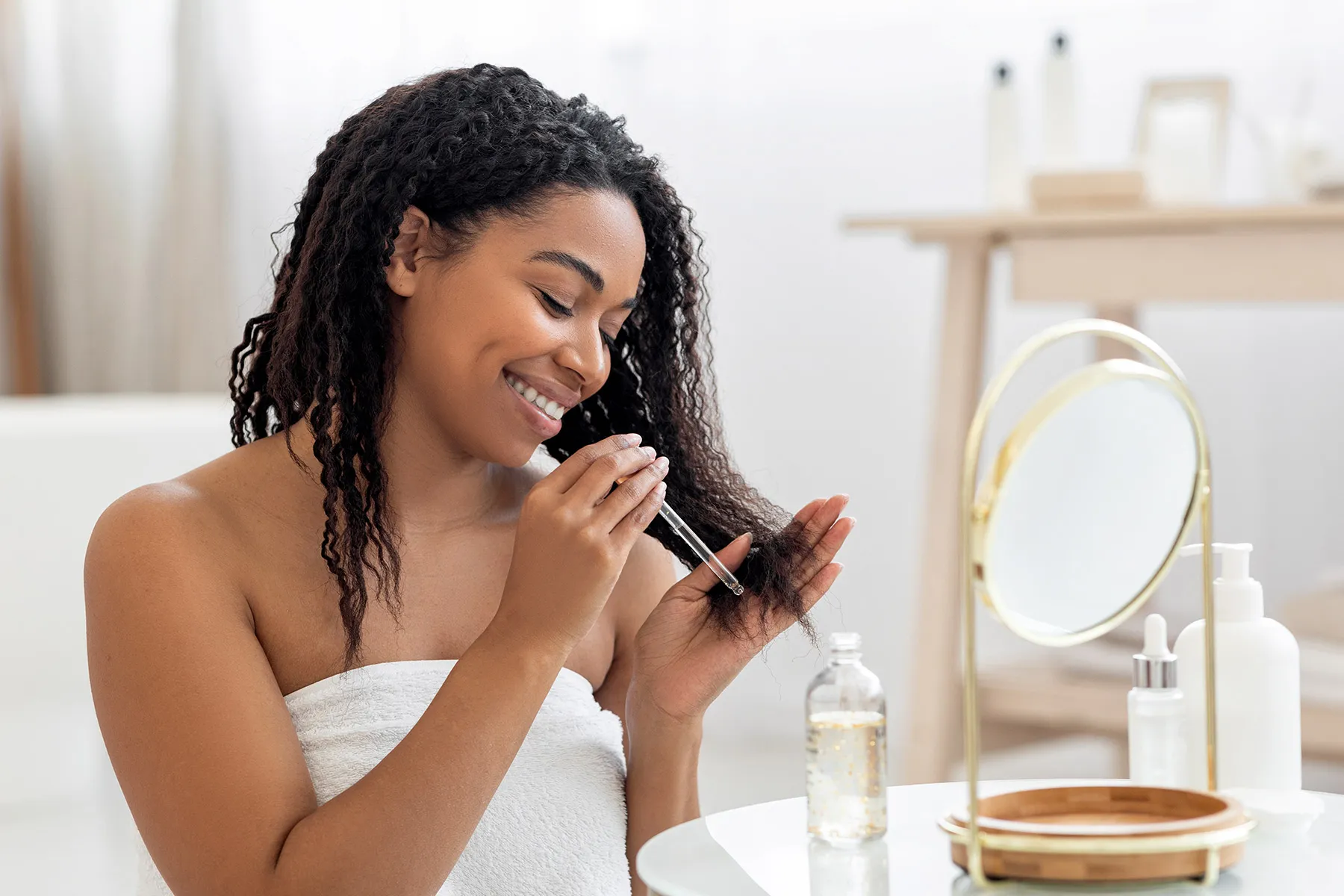 Batana Oil for Hair: Benefits, Risks and Application tips